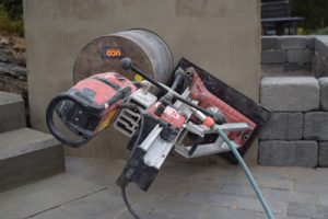 Kjerneboring - i alle betong og mur konstruksjoner.Betong og Bygg AS